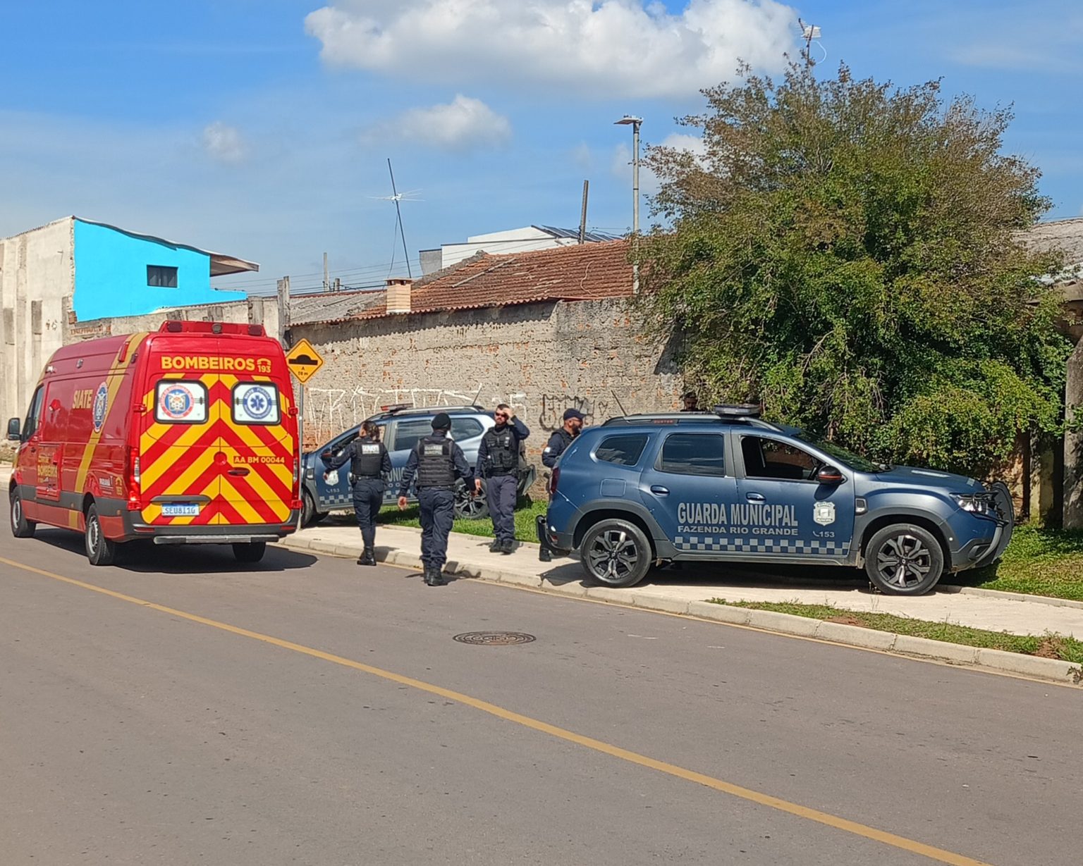 Polícia divulga foto de foragido suspeito de participar de homicídio em ...